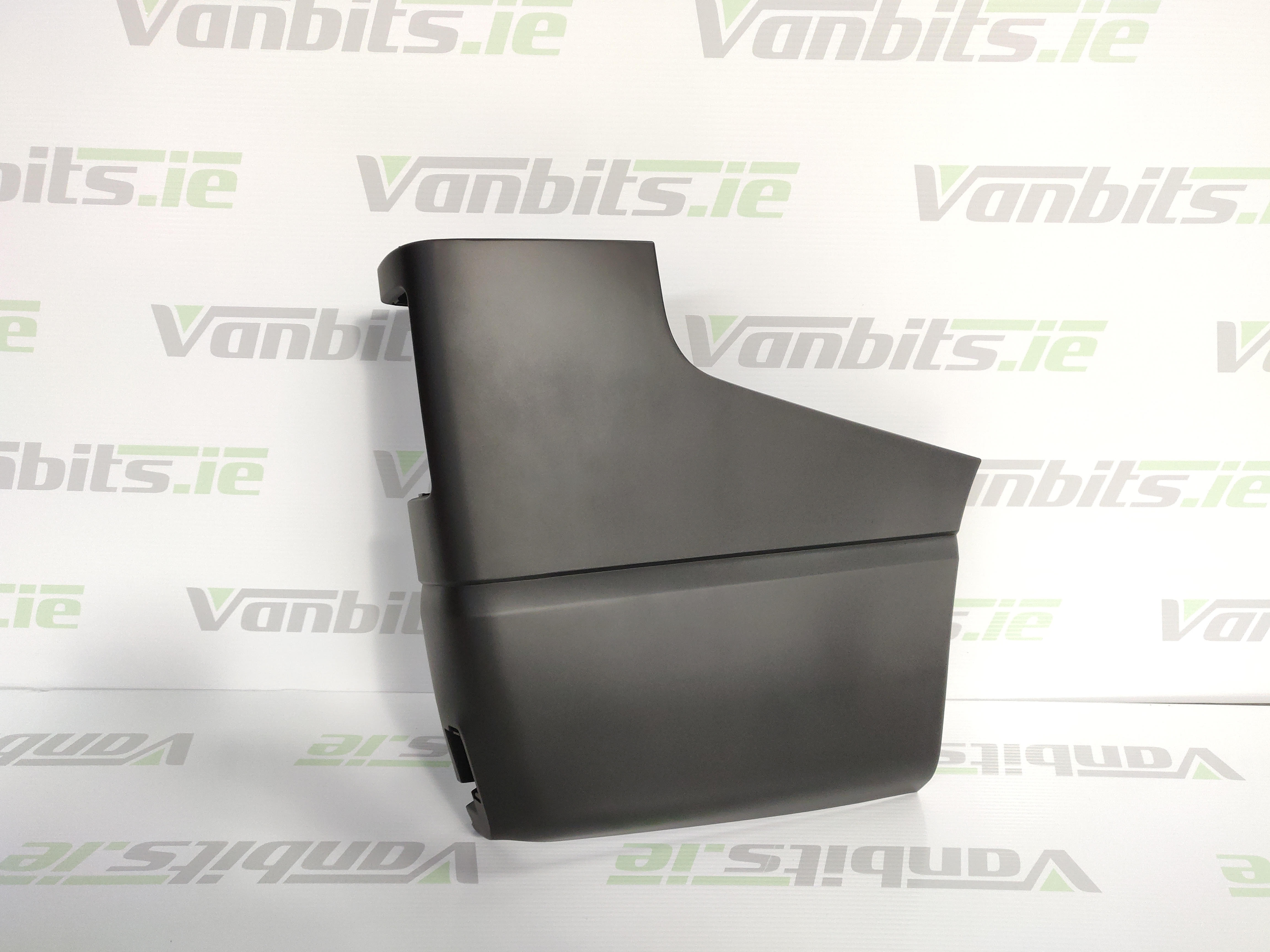 Rear Right Bumper Corner - Renault Trafic